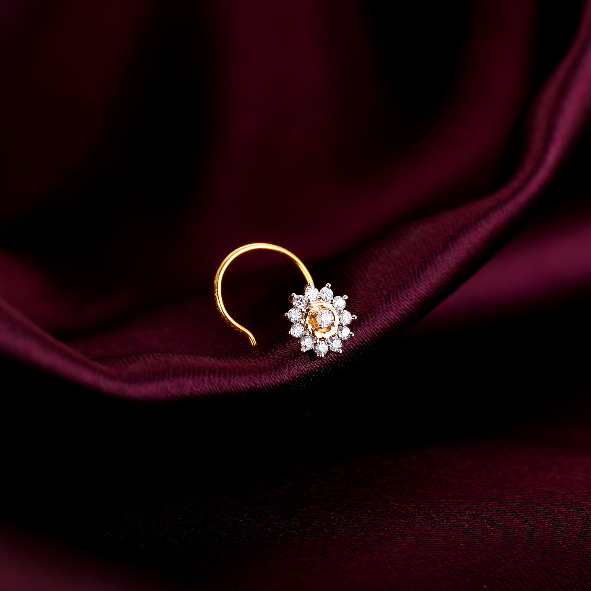 Gold Nose Pin | Explore Varieties of Nose Pin Gold Online in India ...