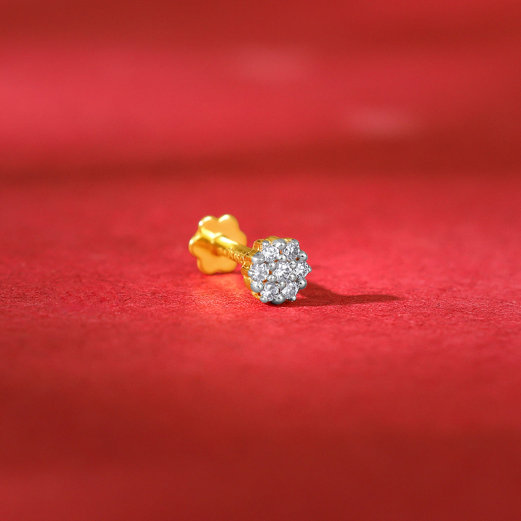 Buy Gold and Diamond Nose Pin Designs Online – Heer by GIVA