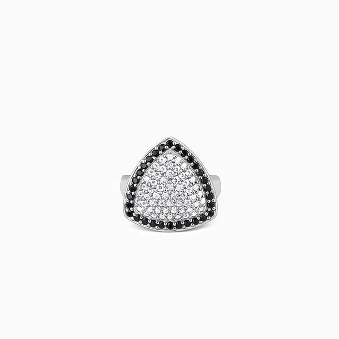 Silver Regal Triangular Ring – GIVA