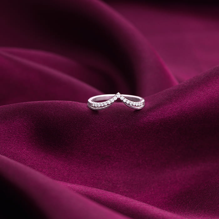 Buy Latest Silver Insignia Vanki Ring Design Jewellery for Women – GIVA ...