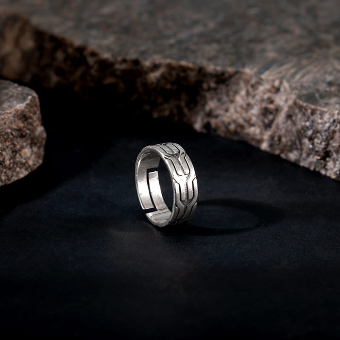 Buy Silver Ring for Men at Best Price| Men's Silver Wedding Ring – GIVA