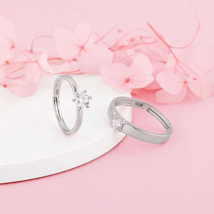 Anushka Sharma Silver Minimal Couple Rings – GIVA Jewellery