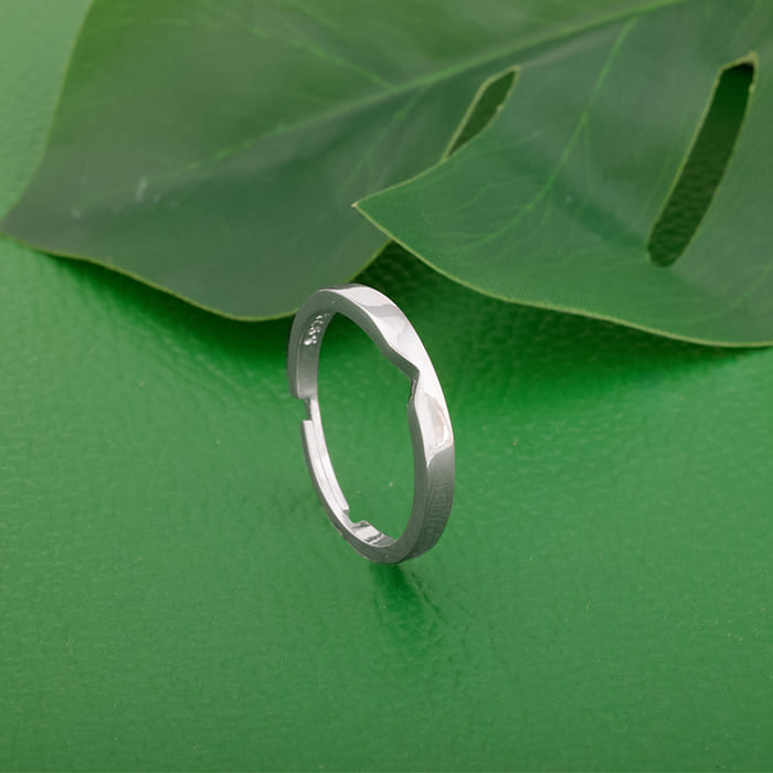 Explore Stunning Silver Rings Collection for Men and Women – GIVA Jewellery