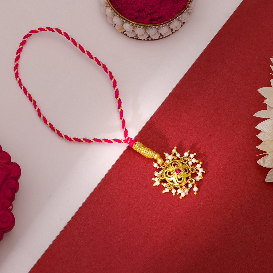 Buy Lumba Rakhi | Rakhi for Bhabhi Online – GIVA Jewellery