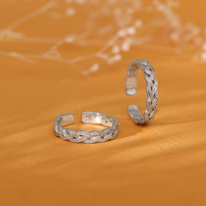 Buy 925 Silver Toe Rings for Women at Best Price – GIVA Jewellery