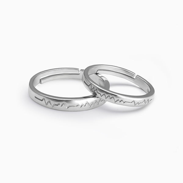 Buy Silver Heartbeat Couple Rings at Best Price – GIVA