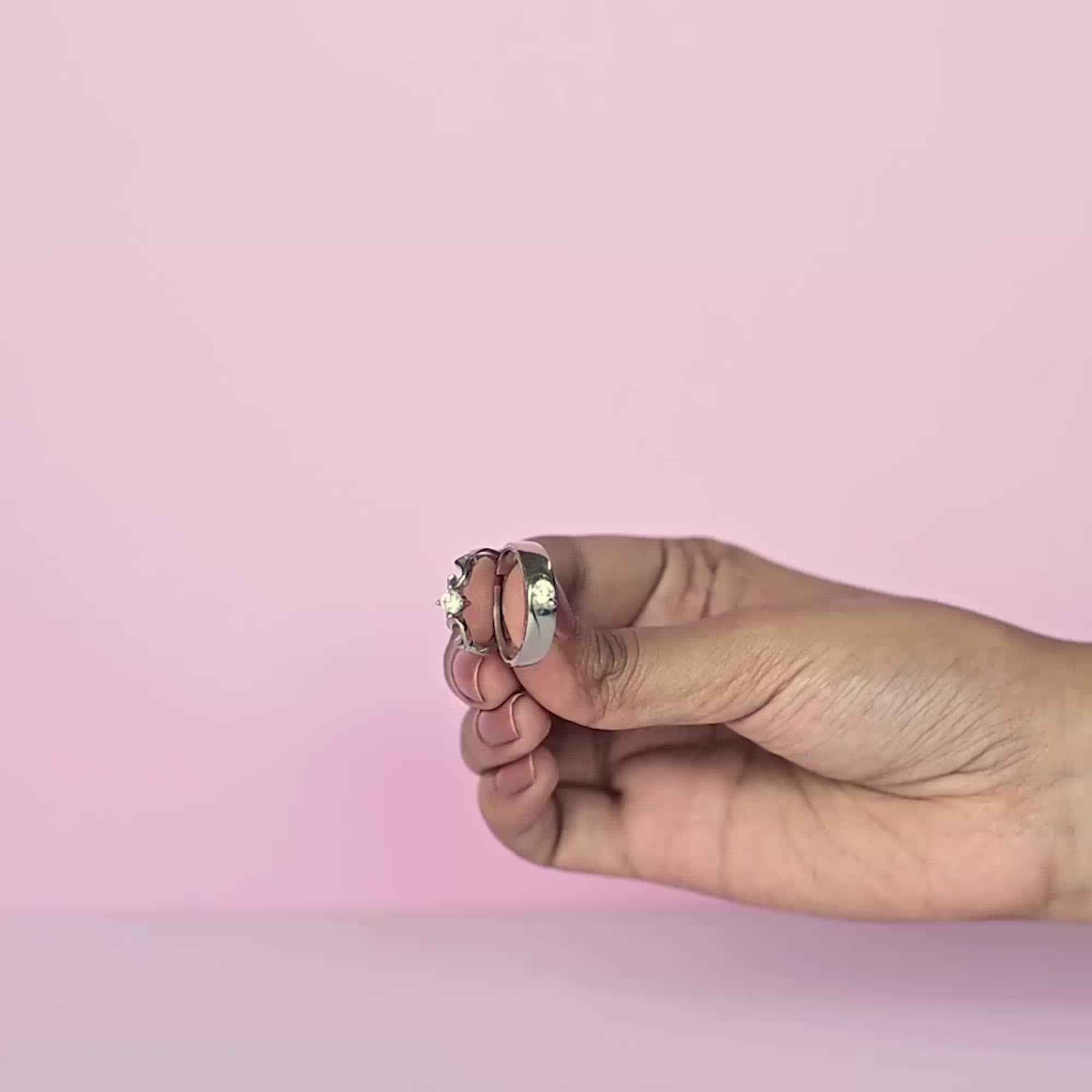Silver Glowing in Love Couple Rings – GIVA Jewellery